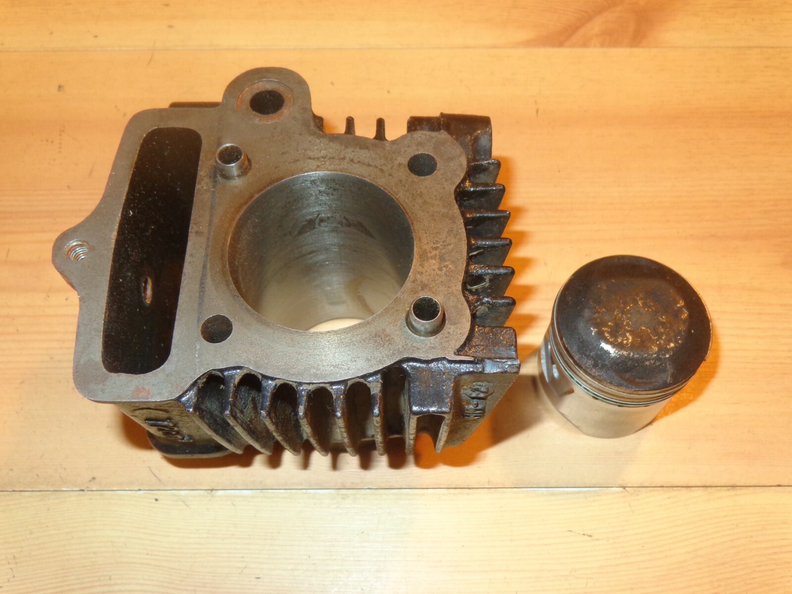 1980 1981 Honda C70 C 70 Passport Motor Engine Cylinder Jug Piston ...