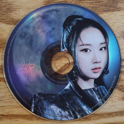 Jiyoon Official CD-R Weeekly 1st Single Album Play Game : Awake Genuine ...