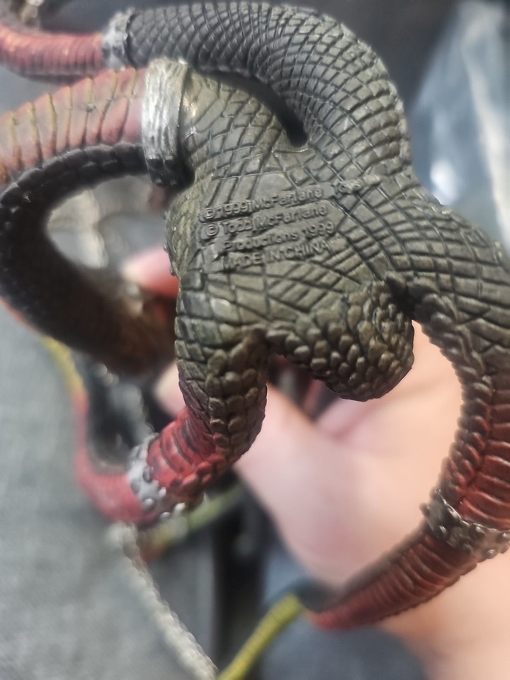 The Dark Ages Spawn Viper King Figure Red/Yellow Version McFarlane Toys ...