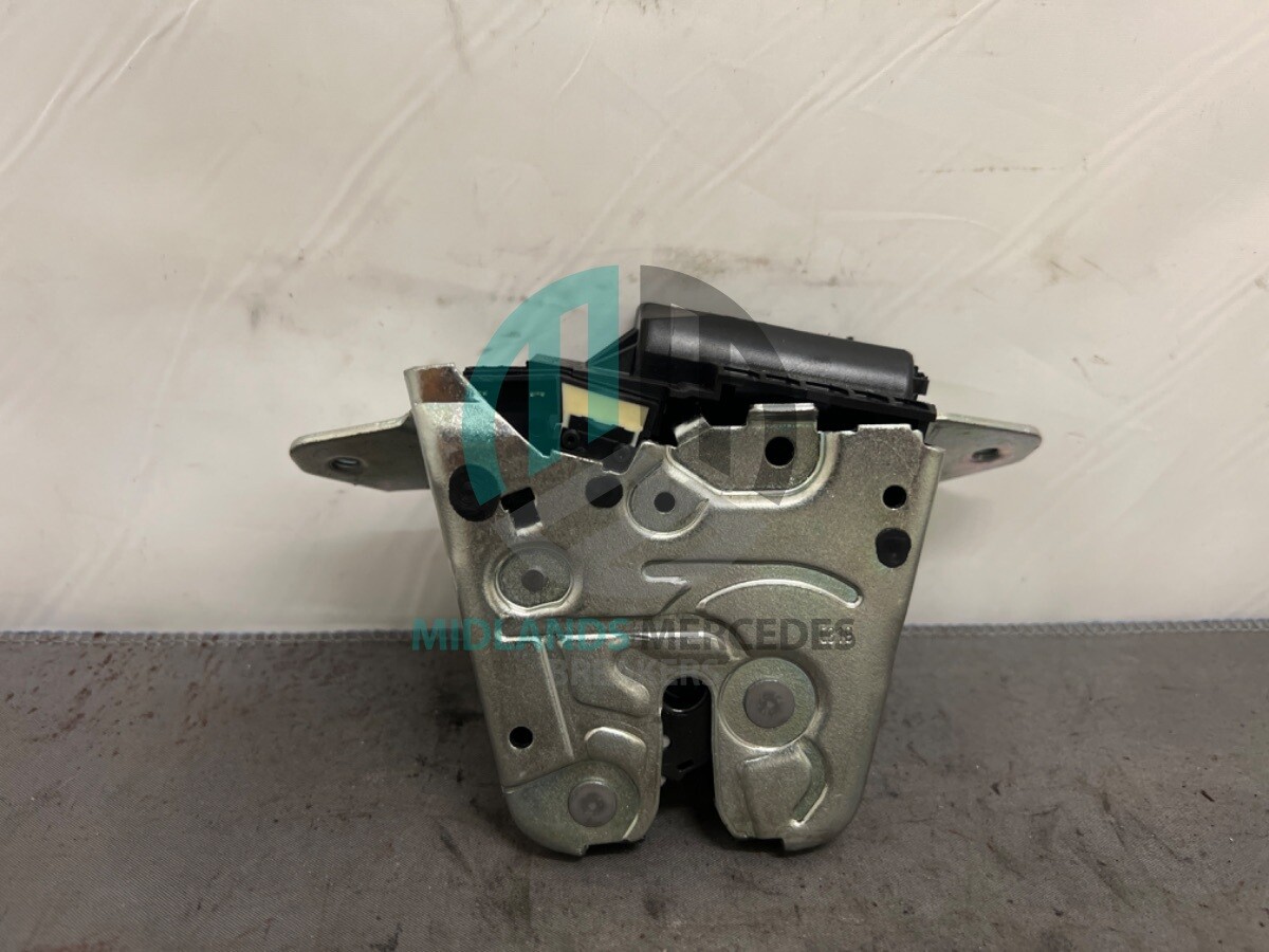 MERCEDES-BENZ A35 AMG 4MATIC Central Locking Actuator Tailgate Boot ...