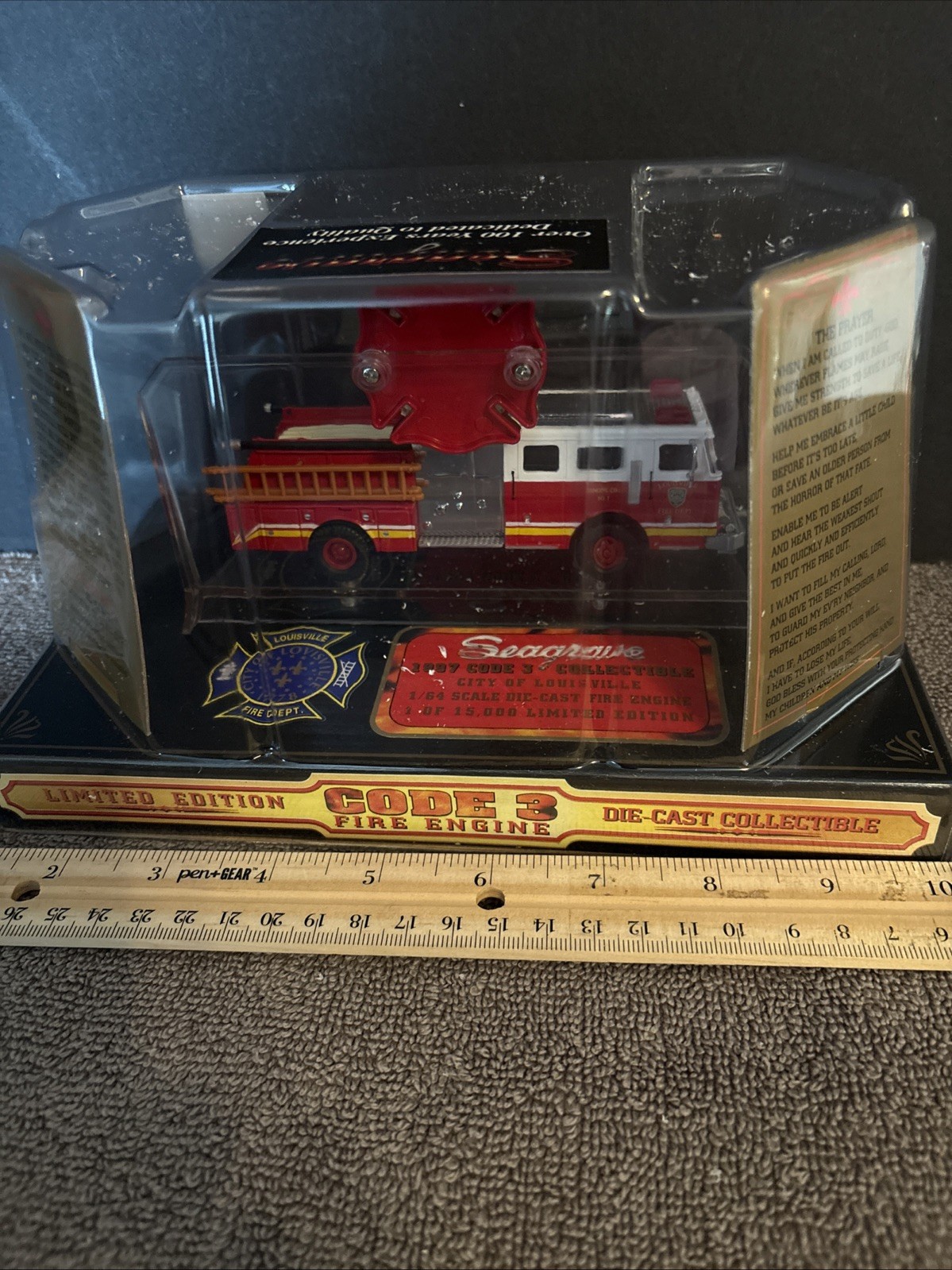 Code 3 Collectable City of Louisville Seagrave Pumper 22 Truck Case ...