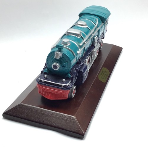 Lionel Classic Train Collection AVON 1991 / Blue Comet Steam Engine ...