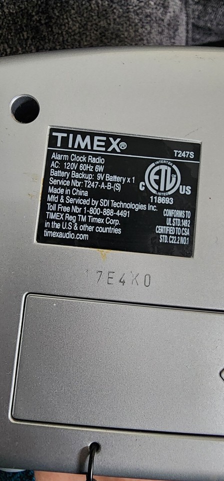 Timex Retro Silver Alarm Clock AM/FM Radio Battery Back-up Model T247S - Works! | eBay