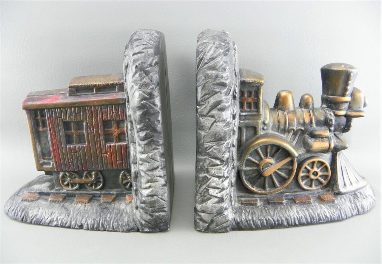 Vintage Ceramic Bookshelf Locomotive Caboose Train Railroad Bookends ...