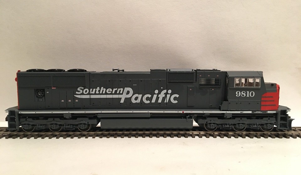 HO Athearn Genesis G6126 Southern Pacific SD70M Diesel Locomotive SP ...