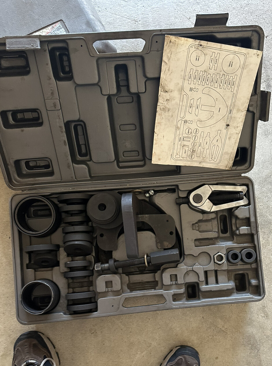 SPX OTC Tools Hub Tamer 6490 Master FWD Wheel Bearing Tool Set ...