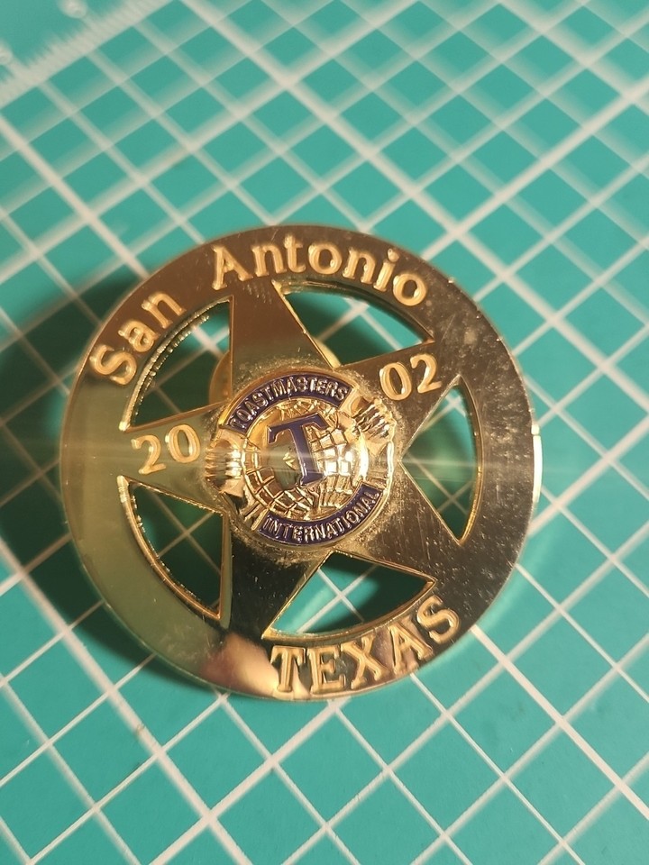 2002 Toastmasters International San Antonio Texas Gold Tone Lapel Pin ...
