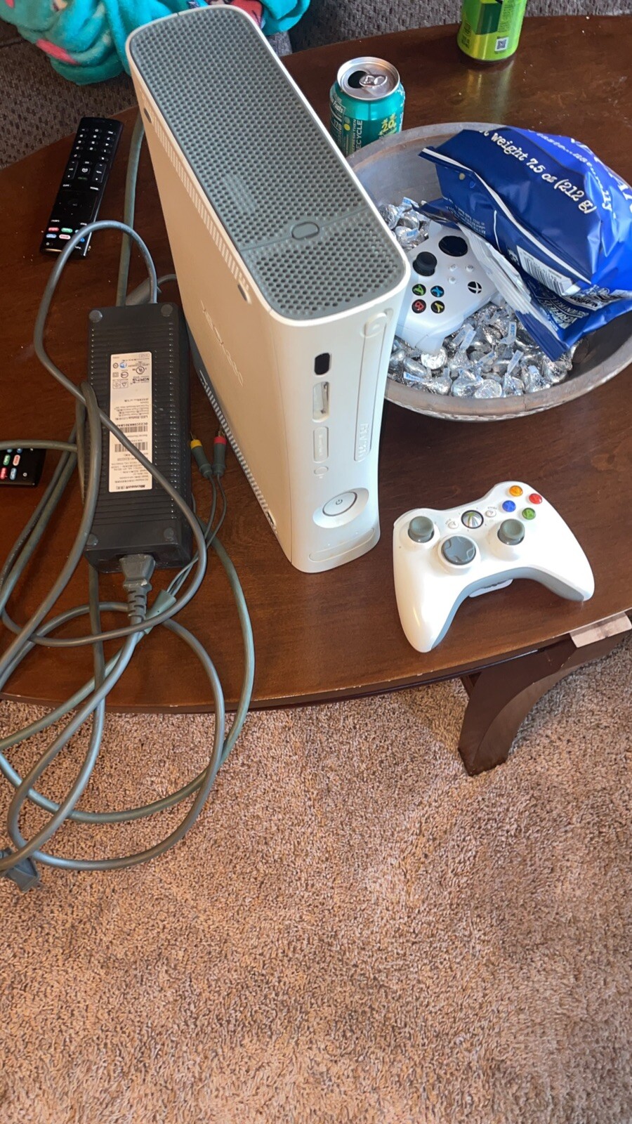Xbox 360 With Controller And A Copy Of NCAA football 12 882224765558 | eBay
