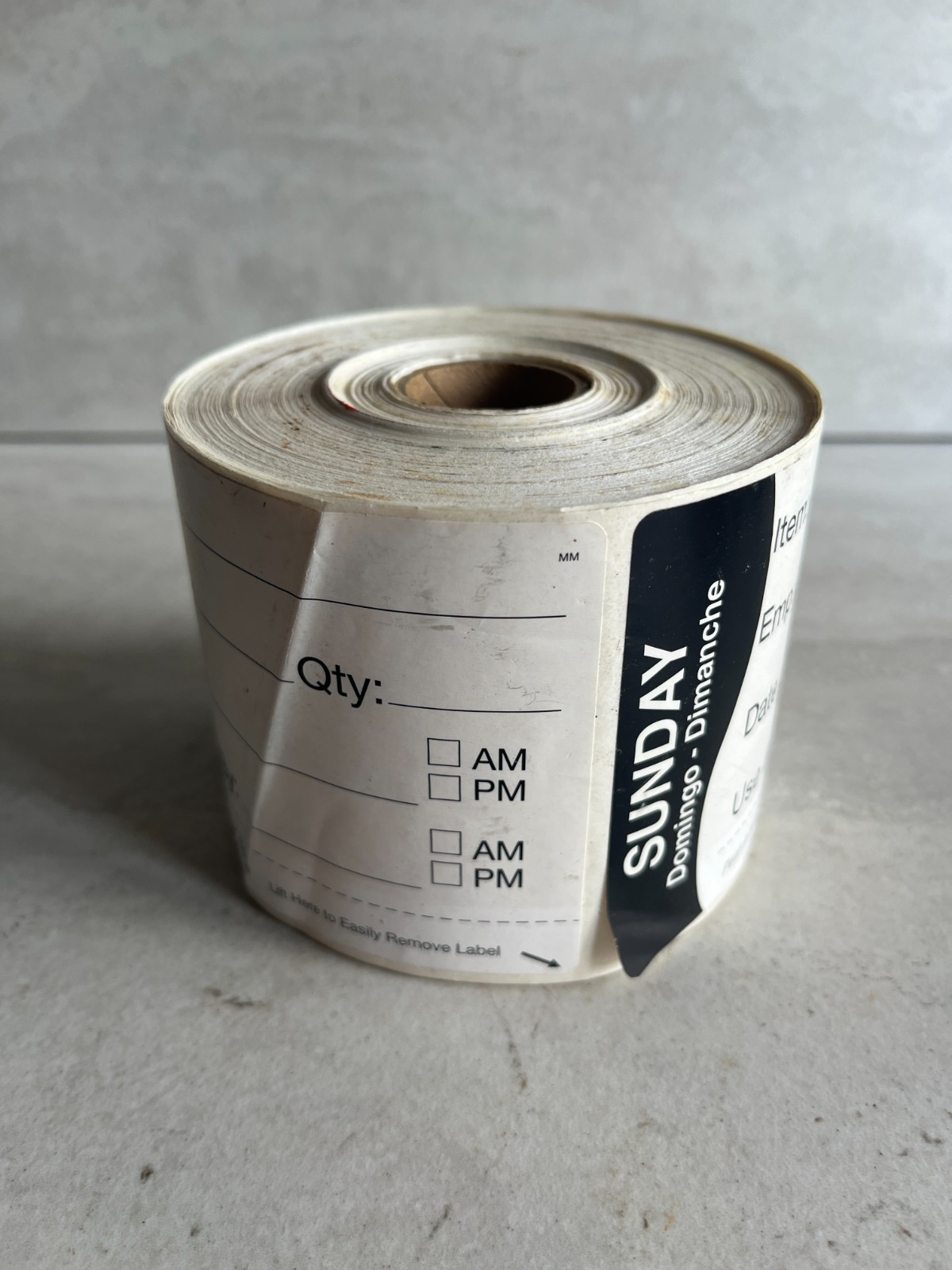 DayDots - SUNDAY Date Labels - ROLL of 250, 2"x3" Expiration Day BLACK ...