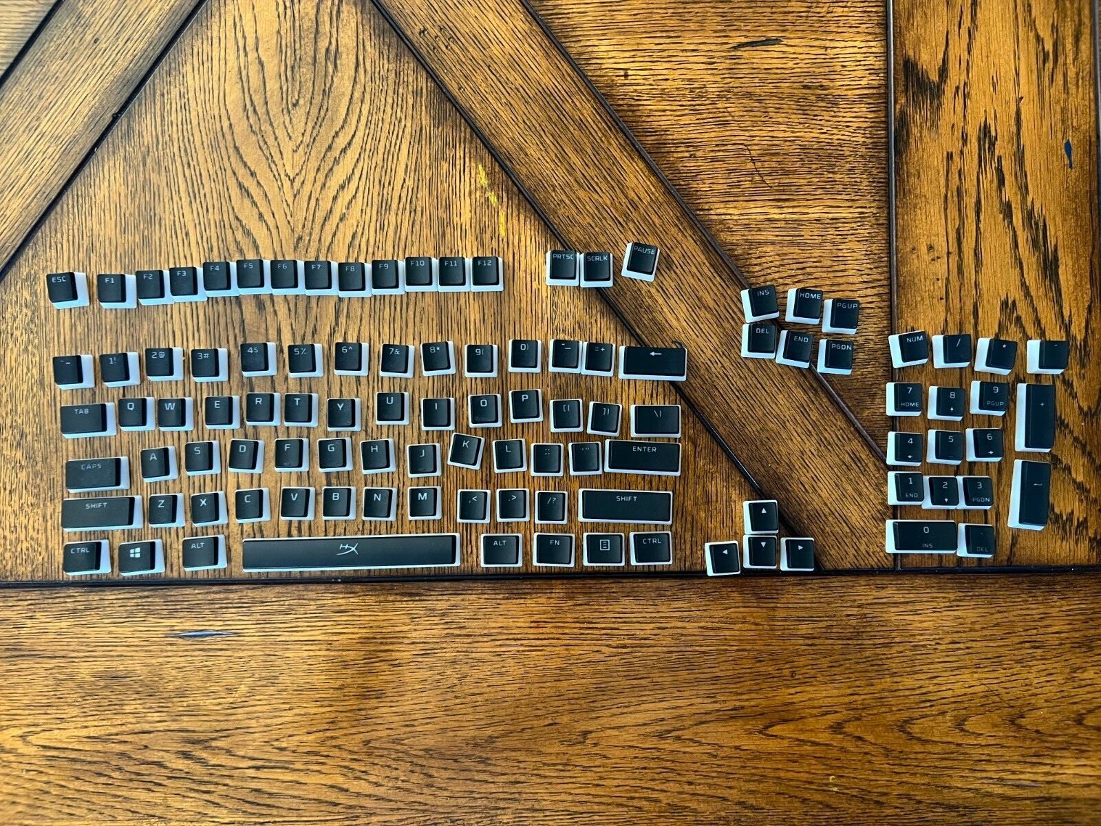 Razer Huntsman Tournament Edition Gaming TKL Keyboard & HyperX Pudding ...