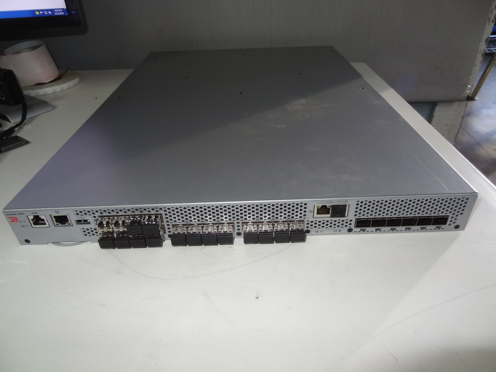 Brocade 7800 HD-7800F-0001 16-Port Extension Switch #TQ40 | eBay