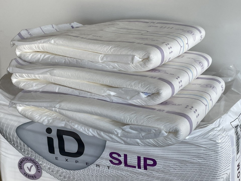 Id Expert Slip Maxi Adult Diaper (Medium) Made In Europe. FULL CASE | eBay