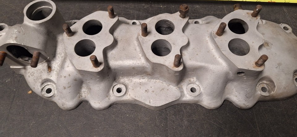 Ford V8 60 hp Tri Power intake manifold Electric Carb & Engineering Los ...