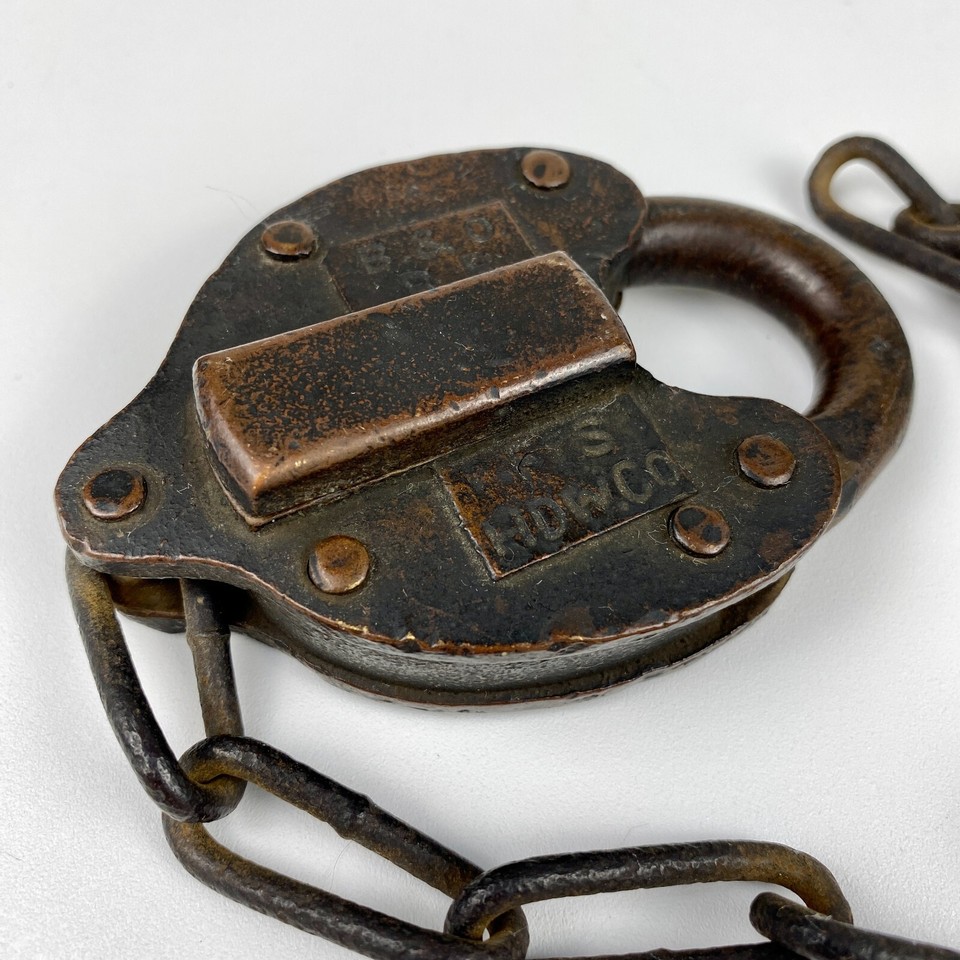 Antique Baltimore & Ohio Railroad Padlock Metal FS Hardware Heart ...