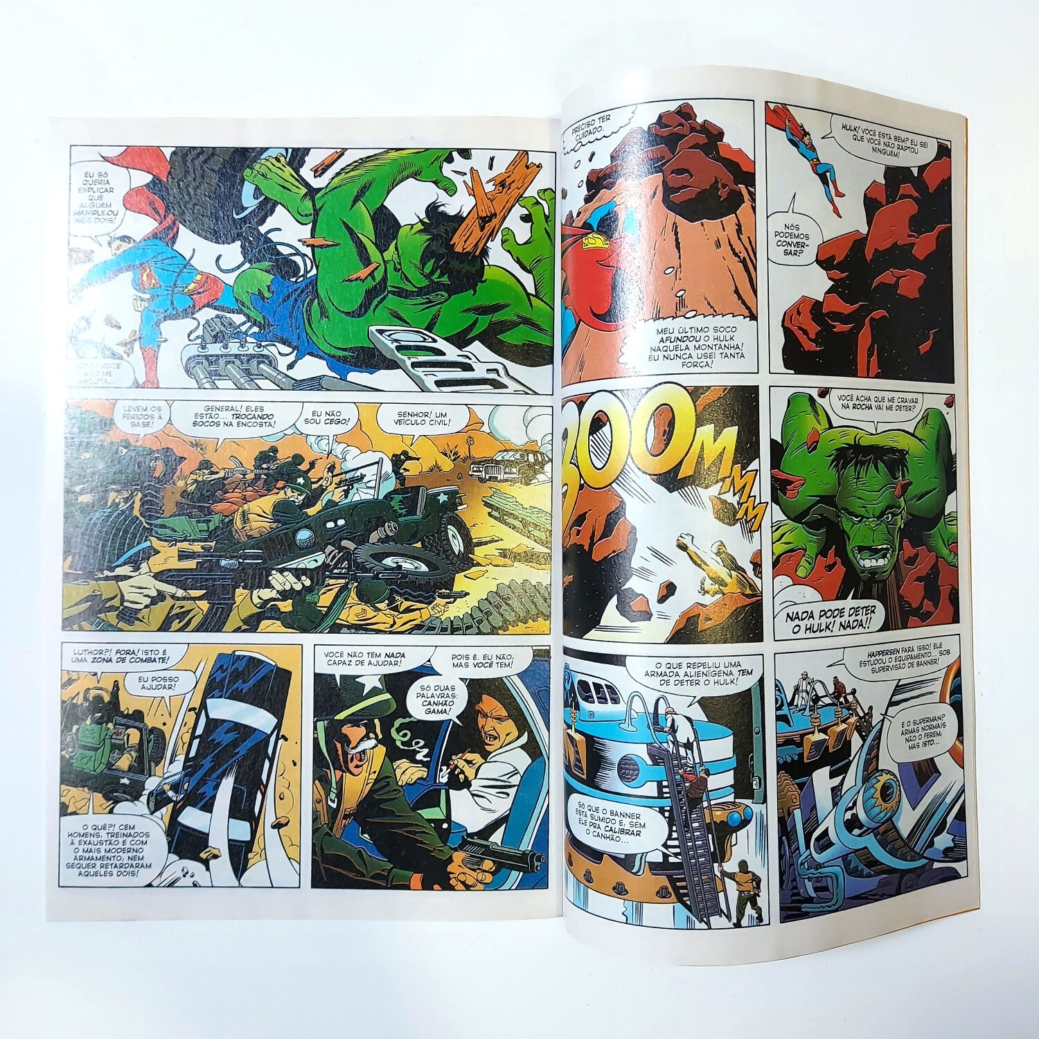 Foreign THE INCREDIBLE HULK VS. SUPERMAN Comic Book from Brazil - DC ...
