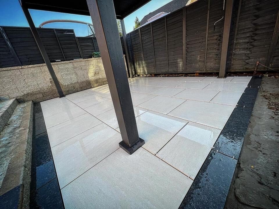 Porcelain Paving Border Edge Tiles - Light Grey & Dark Grey - Patio ...