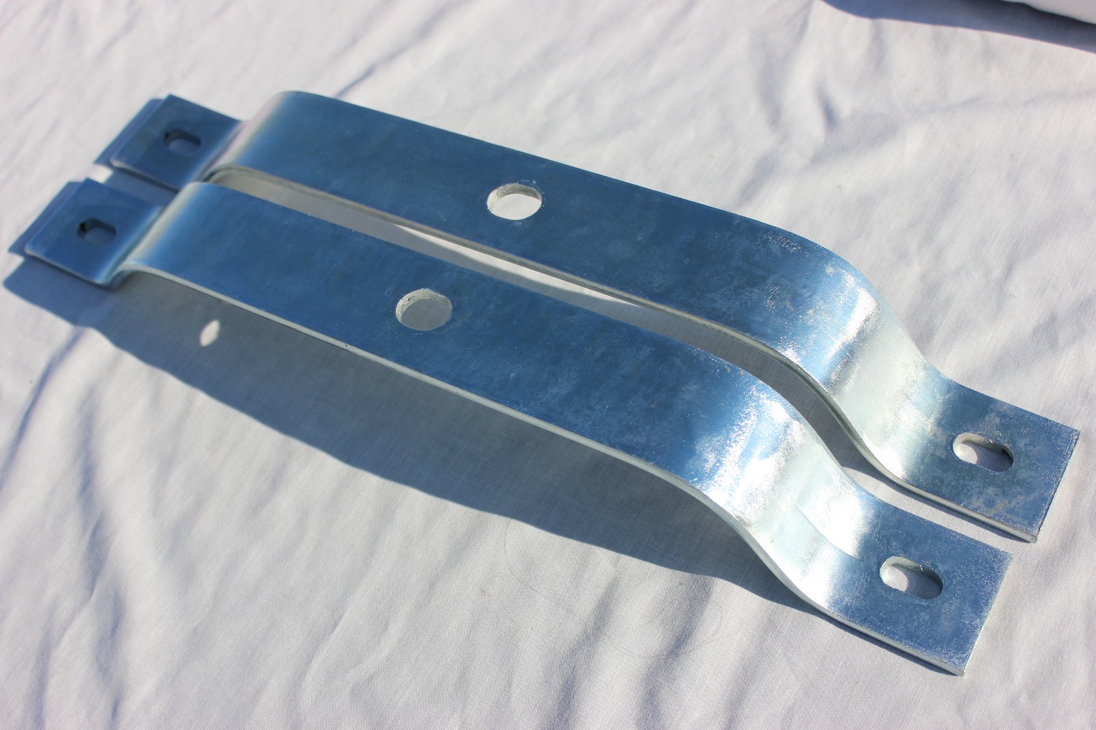 Mercedes Benz W110 Front Bumper Bracket left / right | eBay