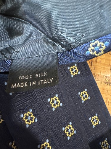 HICKEY-FREEMAN Collection Silk Necktie Mens 3 7/8" x58" Geometric Italy ...