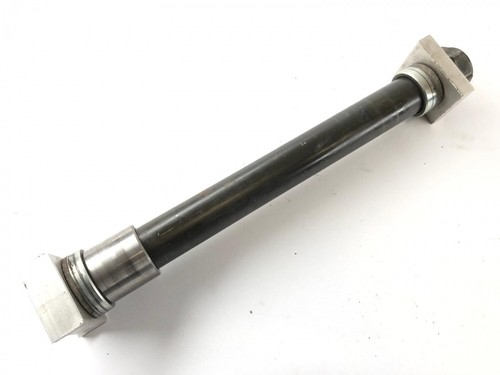 Yamaha YZF R6 RJ03 [2000] - rear axle | eBay