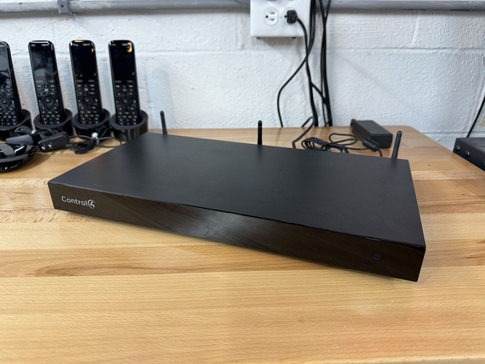 Control4 C4-HC800-BL Home Controller TESTED 876389013630| eBay