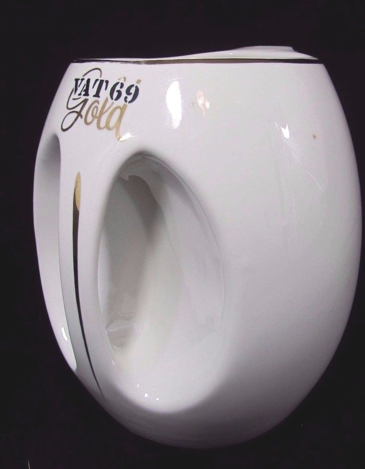 Vintage Vat 69 Gold Classic Light Pub Jug Pitcher White Gold Trim Inset ...