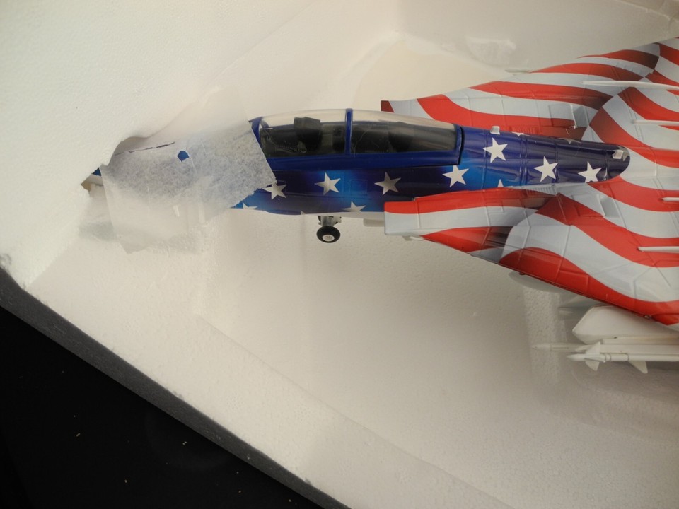 SUPER RARE Franklin Mint Armour F-14 Tomcat "Stars And Stripes" 1:48 ...