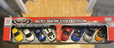 MSZ VROOM TECH Diecast AUTO SHOW COLLECTION DOORS OPEN 8 PACK (Brand ...