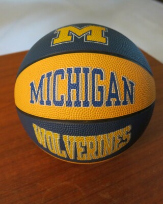 GO BLUE! Michigan Wolverines Mini Rubber Basketball, 7-8 inches | eBay