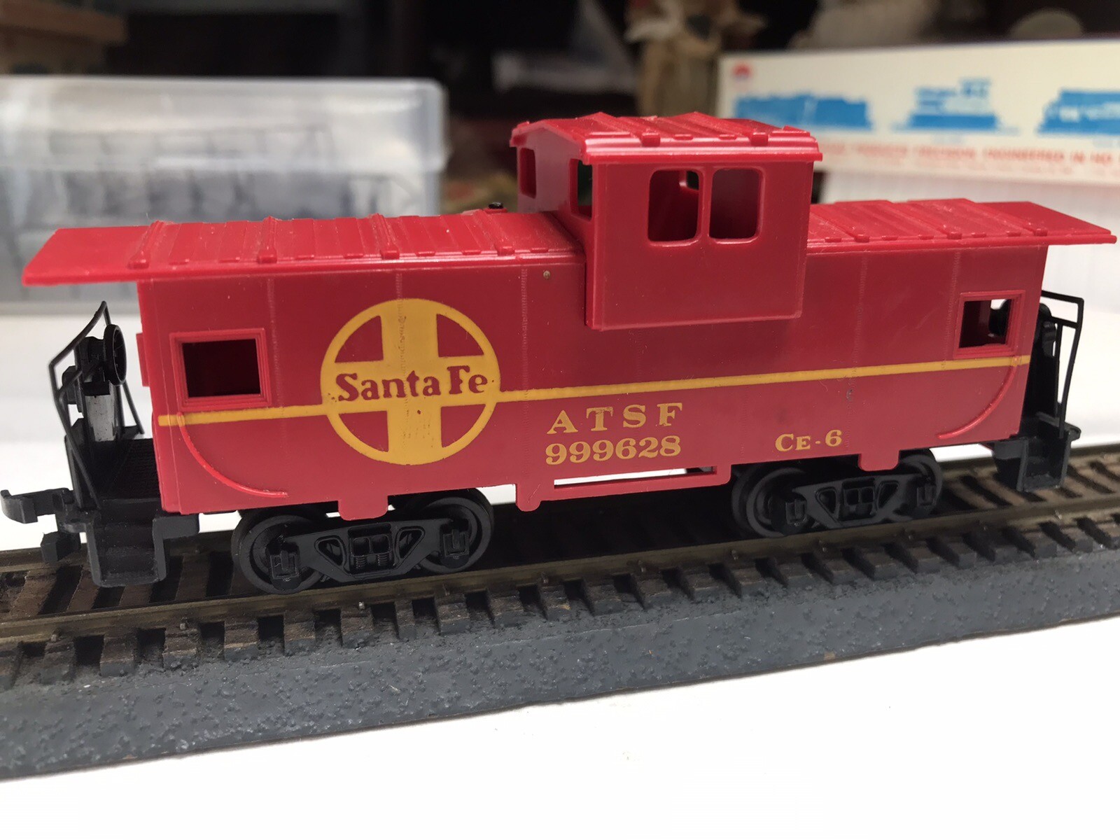 Vintage Bachmann HO Scale Santa Fe ATSF 999628 Caboose Not In Original ...