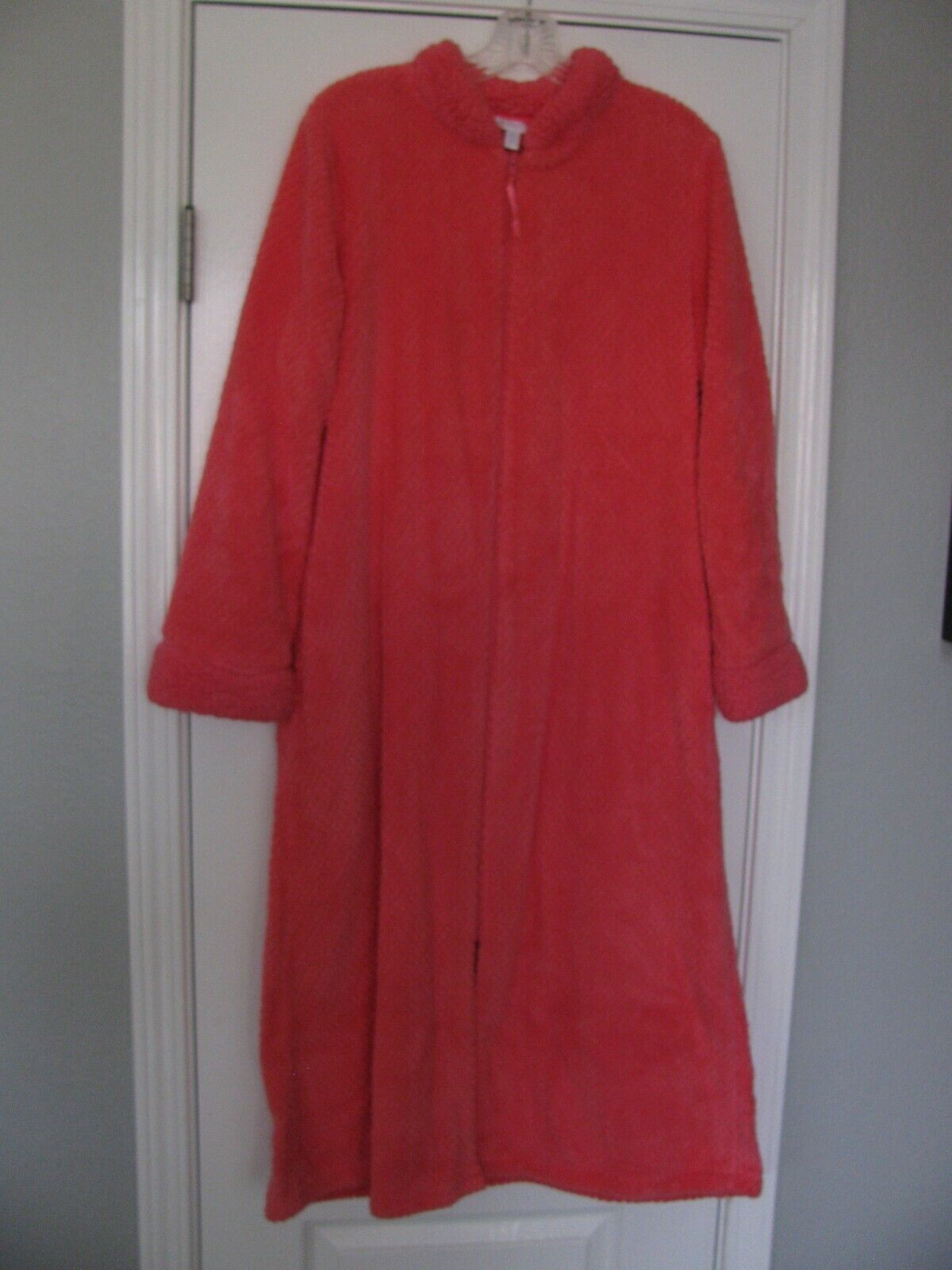 Secret Treasures Long Robe long Sleeve Zip Front Poly… - Gem