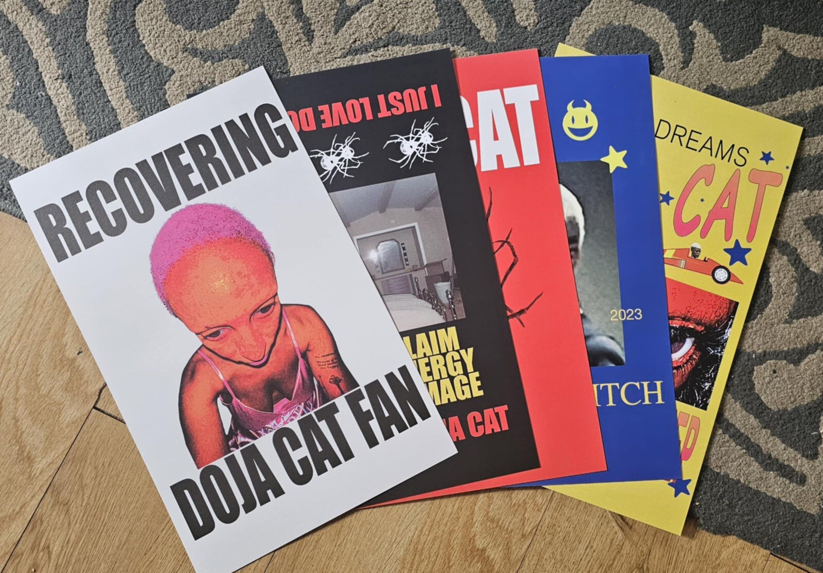 Doja Cat 2023 Tour VIP Item Bundle: Poster Set, Bag Laminate Nail ...