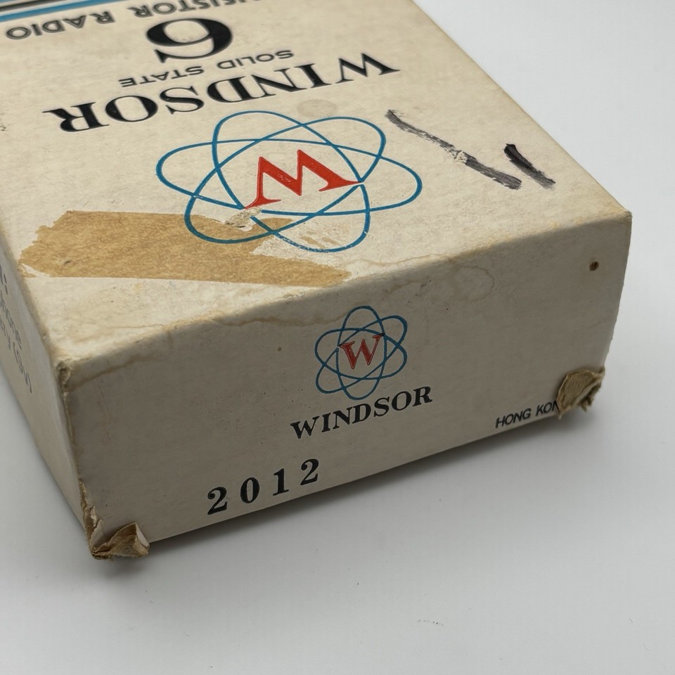Vintage 1960s Windsor 2012 Transistor 1964 AM Radio with Box - Tested ...