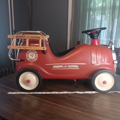 Radio Flyer Fire Engine No. 9 Ride 0n Metal Toy Truck Vintage Model 909 ...