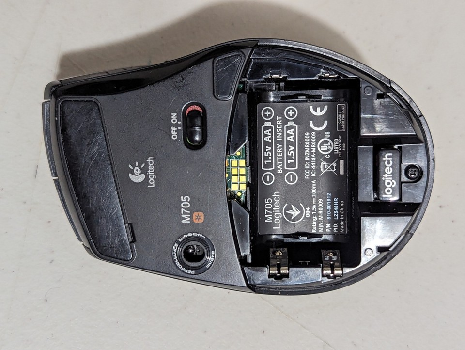 Logitech M705 Wireless Mouse with paired USB Unifying Receiver dongle ...