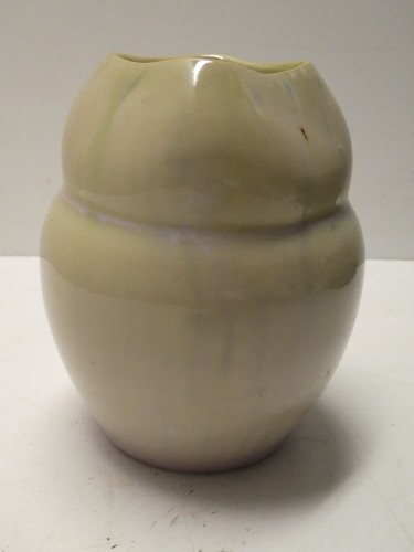 AUSTRALIAN POTTERY REMUED DRIP GLAZE OFF WHITE & PINK VASE | eBay.de