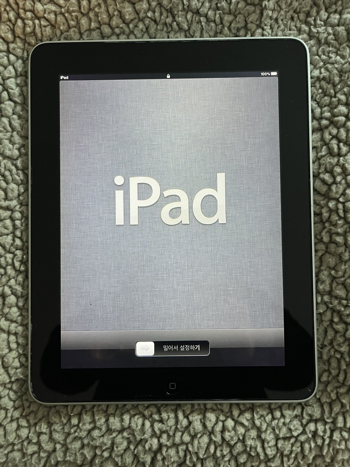 Apple iPad 1st Gen. 16GB, Wi-Fi, 9.7in - Black (CA) 885909449903| eBay
