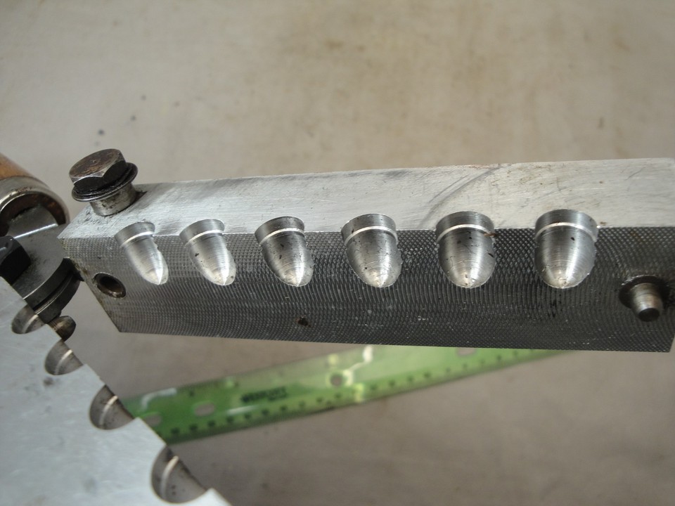 Lee 6 Cavity Bullet Mold w Handes - 9mm 380 Caliber Round Nose .356 102 ...