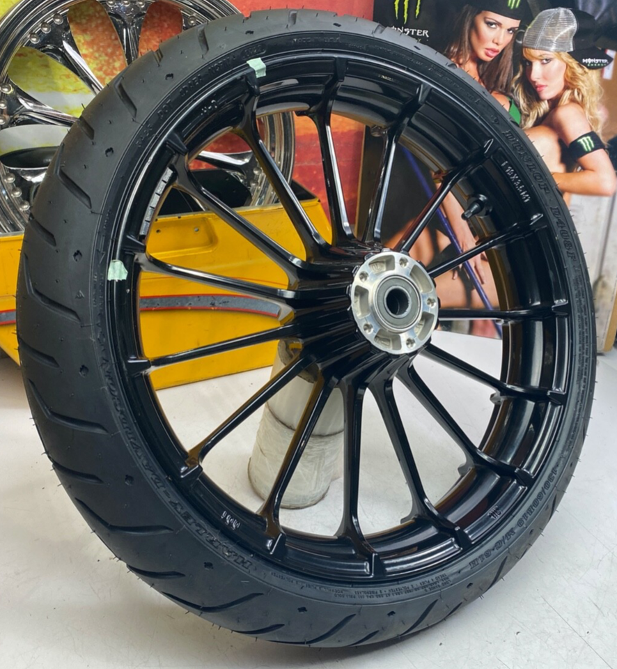 OEM HD 00-25 Harley Touring 19"x3.5" Front Turbine Talon 15 Spoke Wheel ...