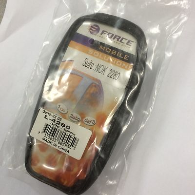 Nokia 2280 Leather Case with Belt Clip in Black L-4280. Brand New in ...