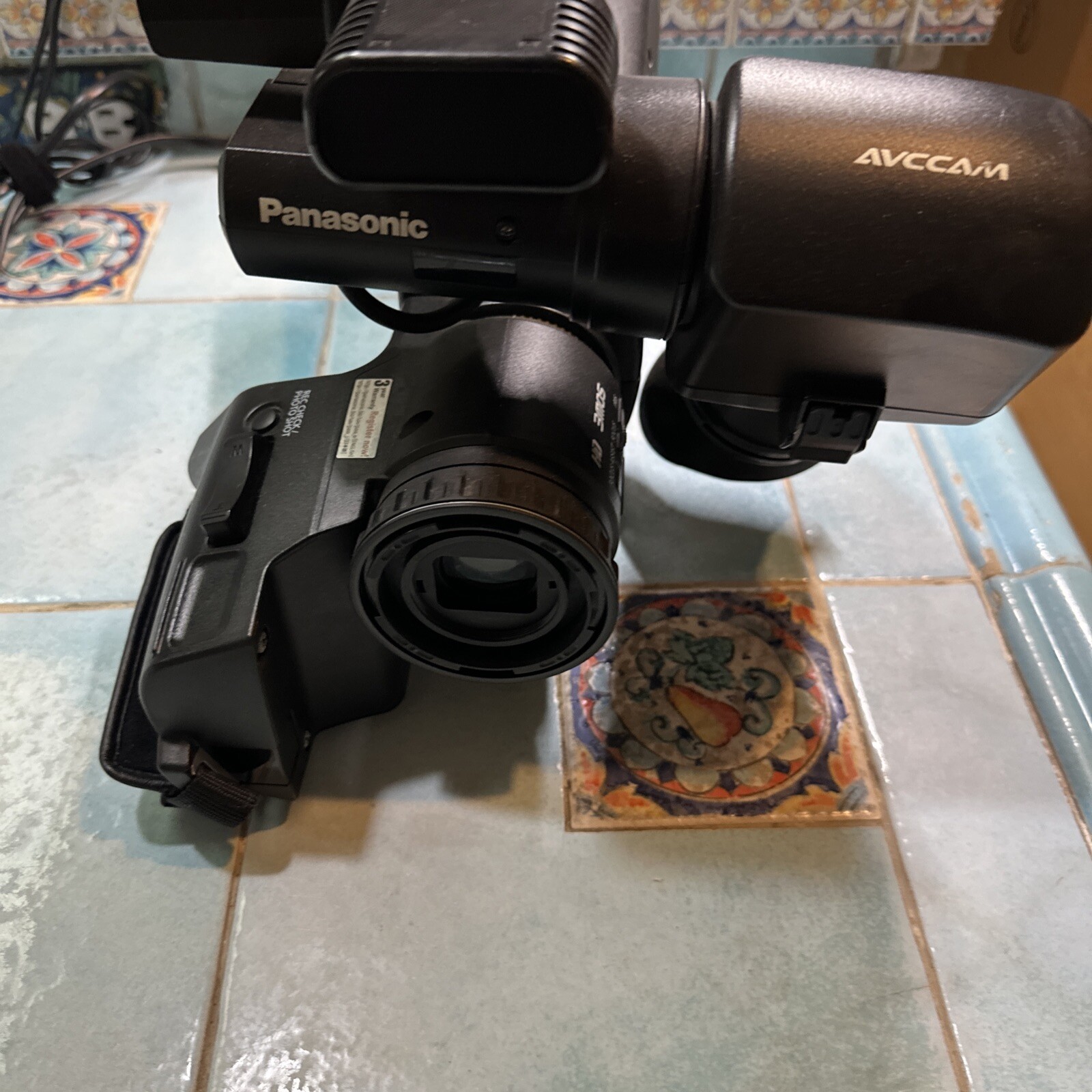 Panasonic+AG-HMC80+3MOS+AVCCAM+HD+Shoulder-Mount+Camcorder+-+Black for ...