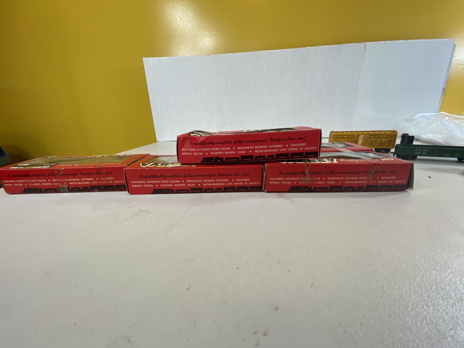 Varney ready-to-tun HO scale model trains lot orig boxes 10B39 | eBay
