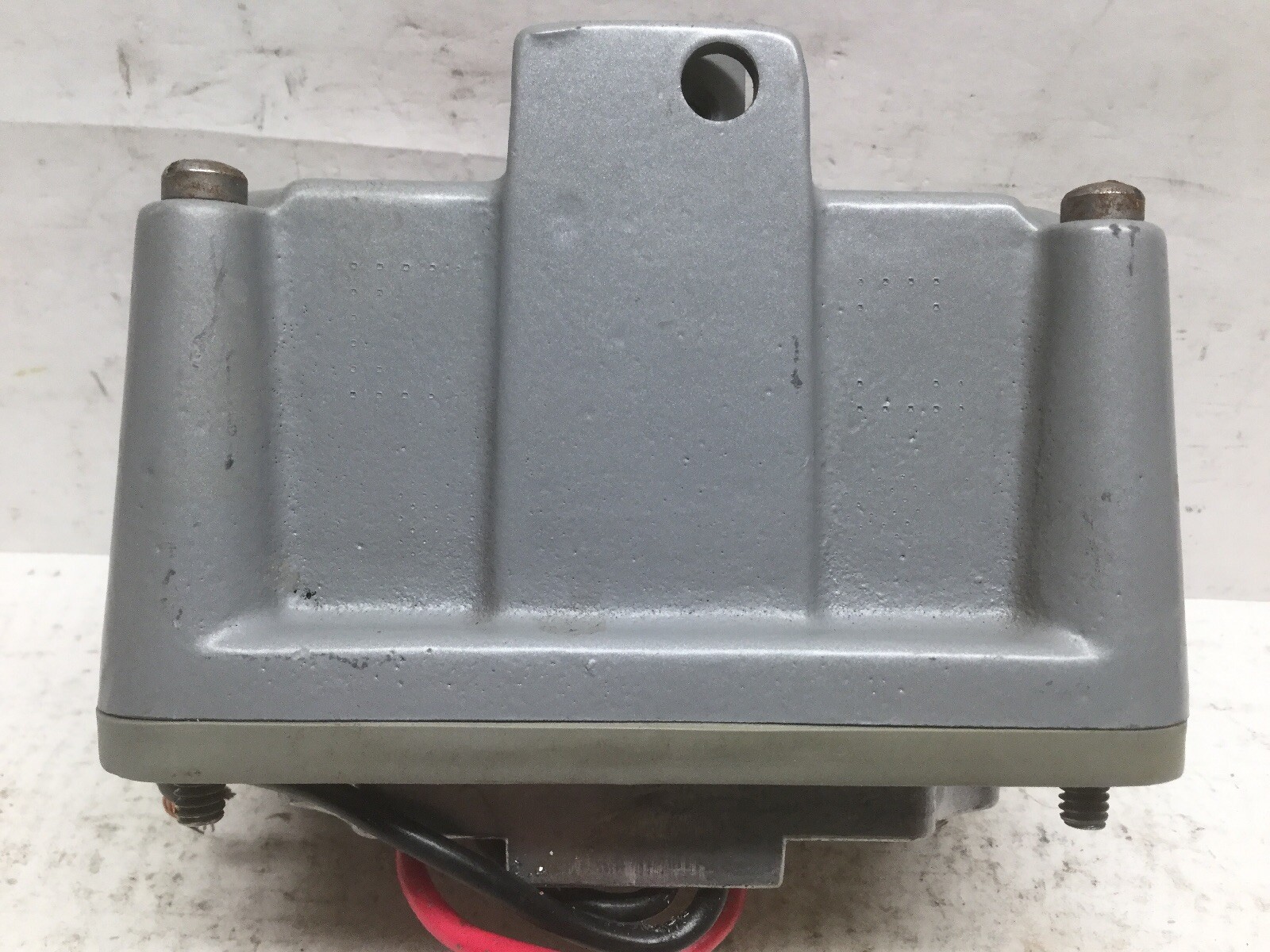 Hubbell Killark FXS-2C SEAL-X Series Factory Sealed Tumbler Switch ...