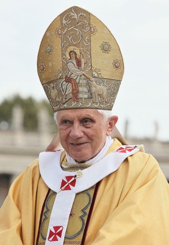 Catholic print POPE BENEDICT XVI in full regalia - 8" x 10" ready to be ...