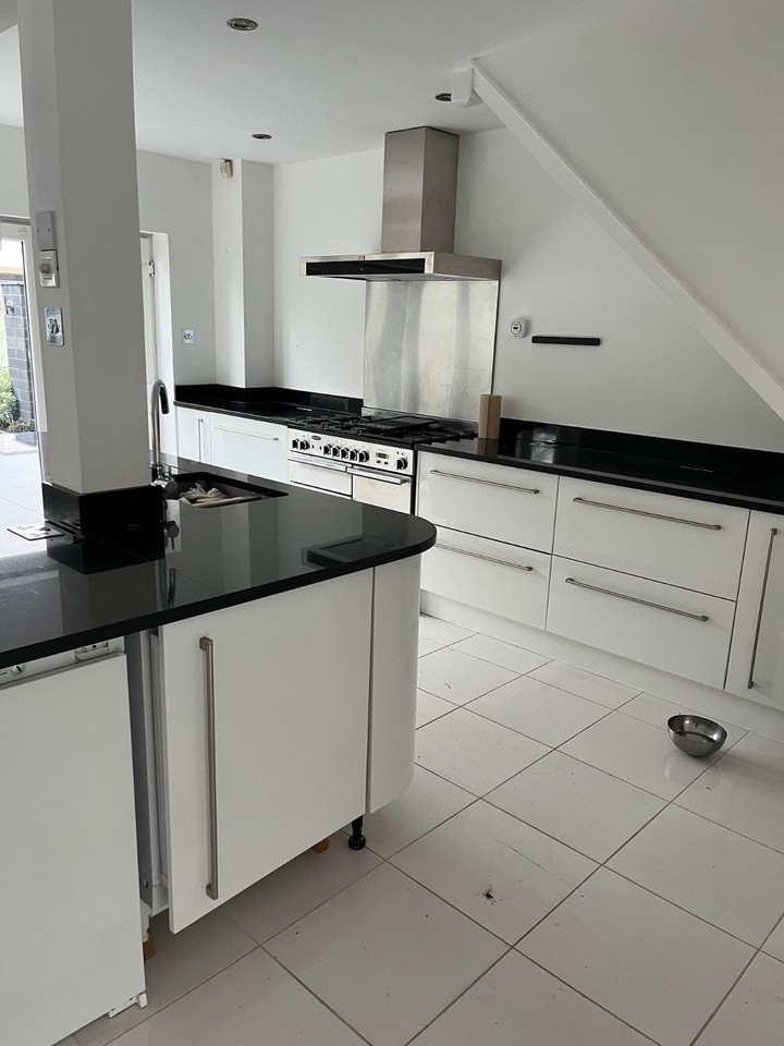 quartzite work tops & units & rangemaster gas electric cooker - buyer ...