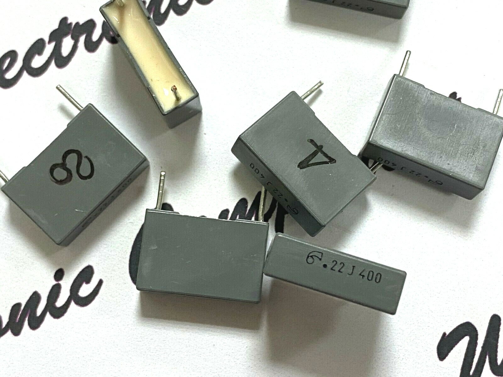 10pcs - ARCOTRONICS 0.22uF (220nF) 400V 5% R60 MKT pitch:15mm Capacitor ...