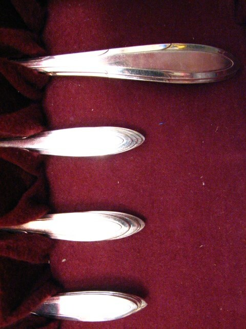 Set Nobility Silver Plate Silverplate Reverie Flatware 36pcs Service 8 ...