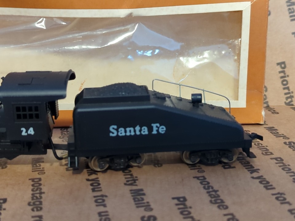 tyco HO scale Santa Fe steam engine #24 | eBay