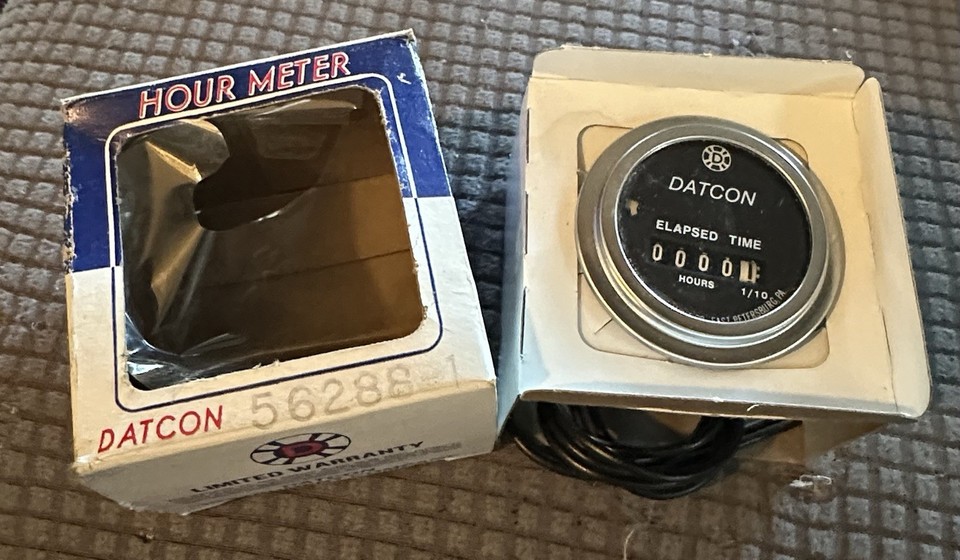 NOS Datcon Hour Meter Gauge Super G-70 4-40 VDC Chrome Bezel 56288 USA ...