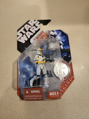 Star Wars 30th Anniversary Saga Legends (2007) Yellow Clone Trooper ...