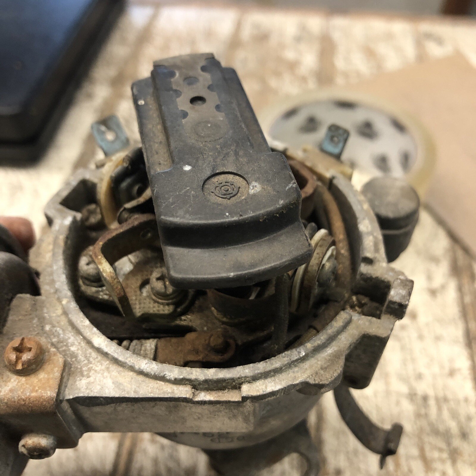 72 Datsun 240Z 4 Speed Manual Distributor D614-52 203 Dual Point | eBay